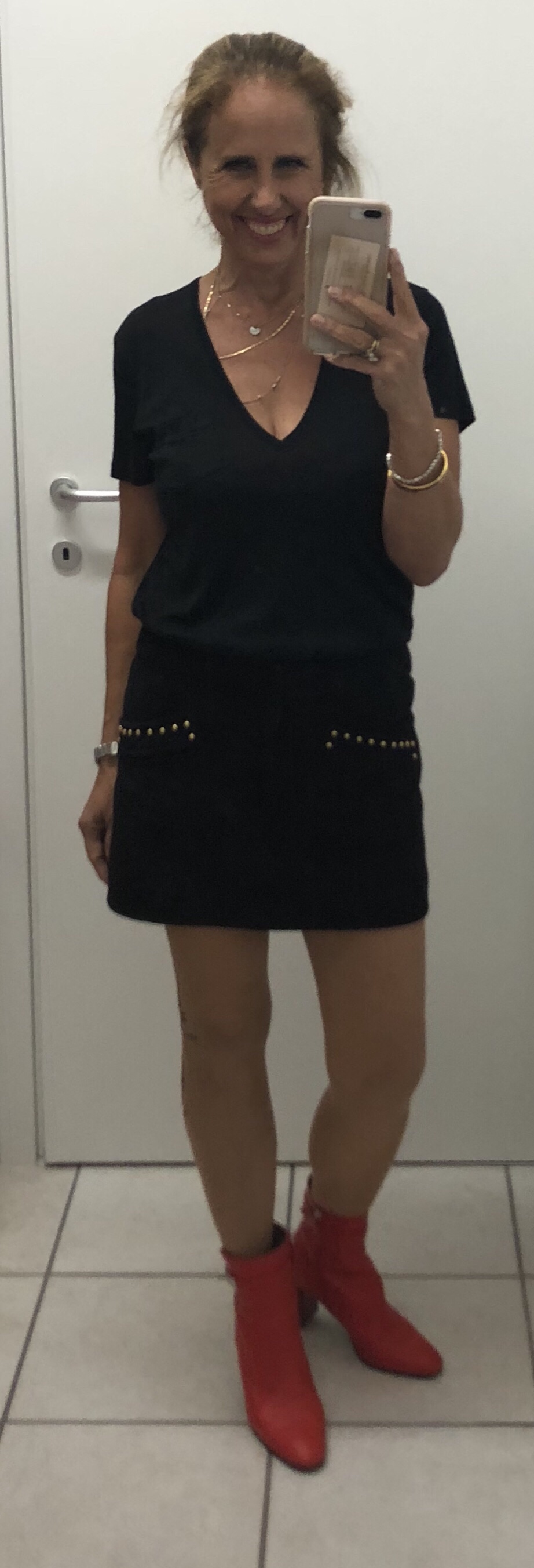 True value: clothes that can be worn again and again, almost everywhere ...